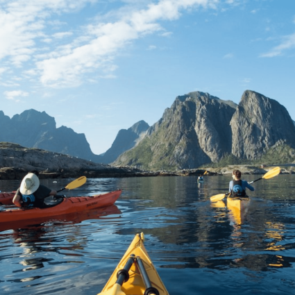 Kayaking in Reine / Authentic Scandinavia