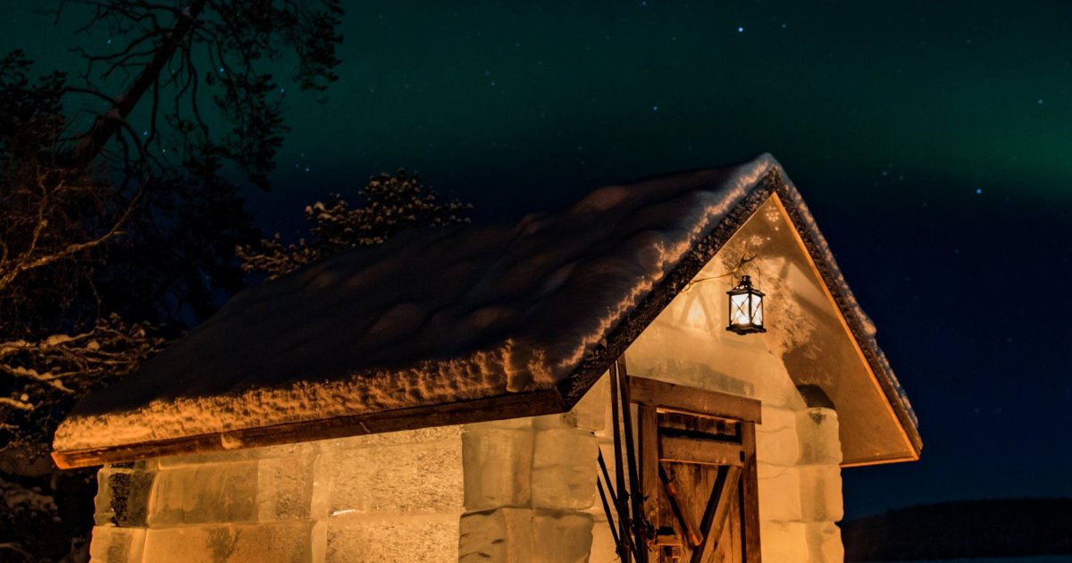 Overnight in an Ice Hotel Cabin – by Apukka / Authentic Scandinavia