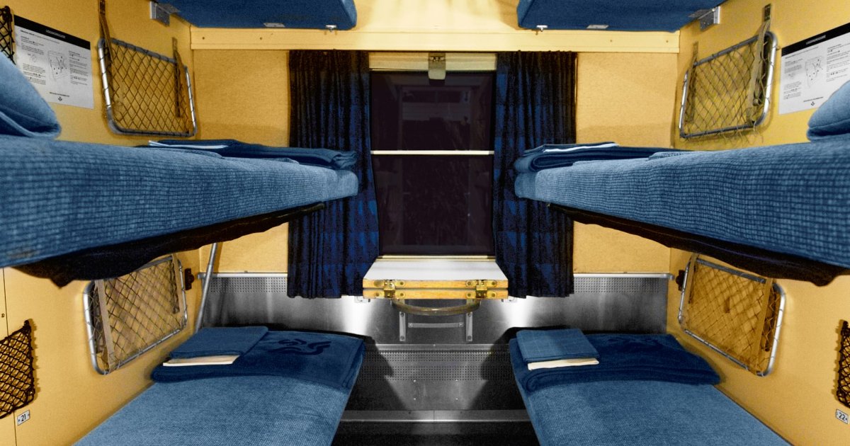 Overnight train Kiruna-Stockholm (shared) / Authentic Scandinavia