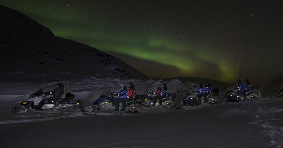 Snowmobile Safari & Northern Lights in Lyngsfjord / Authentic Scandinavia