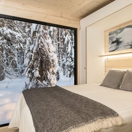 Overnight in a Panorama Design Hut - by Vaattunki Wilderness Resort ...