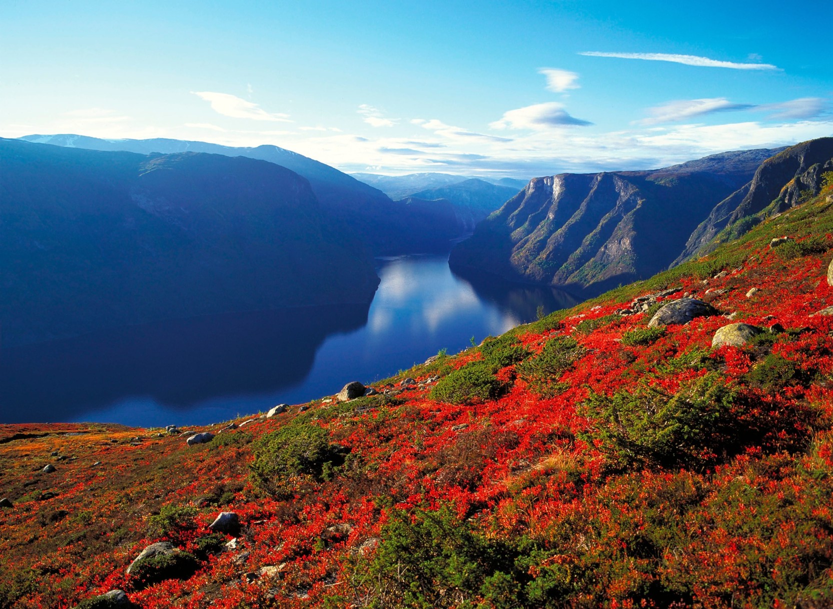 Tour the Sognefjord in Norway the Romantic Way / Authentic Scandinavia